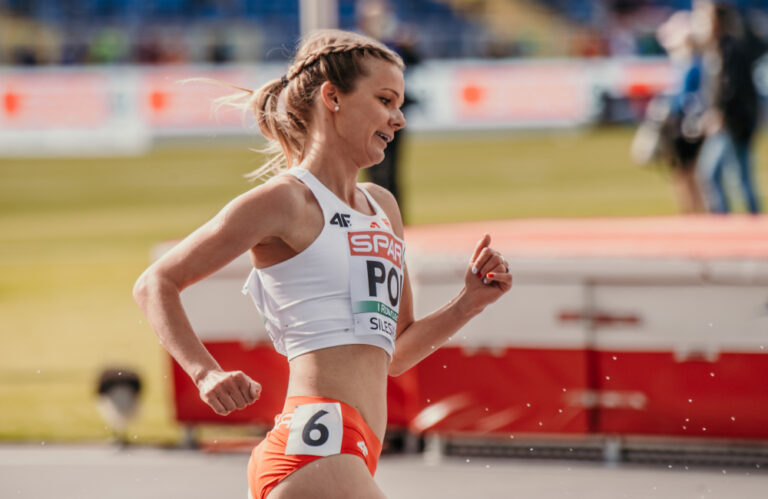 Alicja Konieczek awansuje do finału biegu na 3000m z przeszkodami - Bieganie.pl